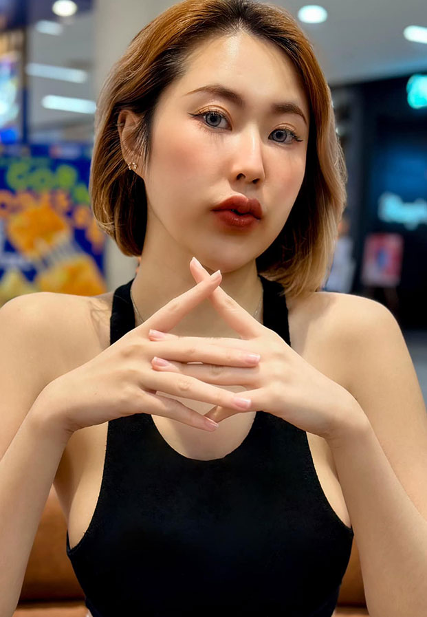 ประวัติ Aung Aing Maneenoot สาวสวยเน็ตไอดอล เสน่ห์แรง น่ารักที่สุด