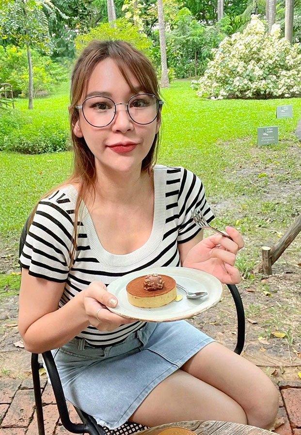 ประวัติ Lookpla Panwichai สาวเซ็กซี่หุ่นดี มองไม่มีเบื่อยิ้มหวาน