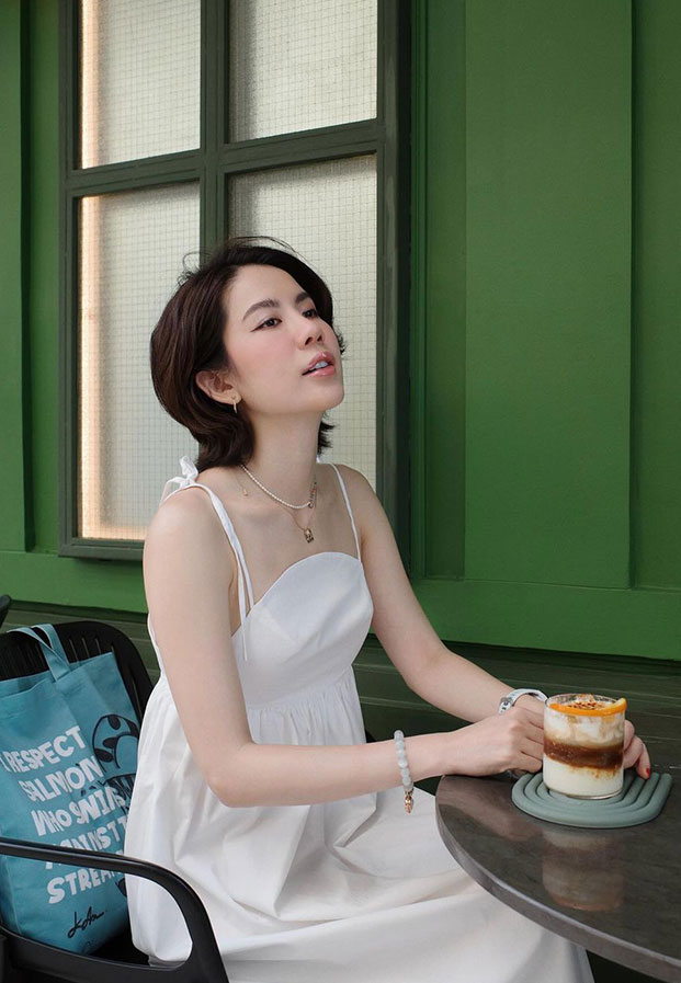 ประวัติ Pattrakorn Tungsupakul สาวหุ่นดีผมสั่น น่ารักเซ็กซี่มาก