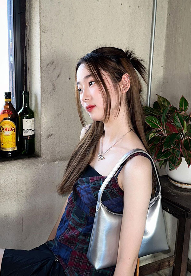 วาร์ป Pimkrp Ssoraaa สาวสวยน่ารัก ดูละมุนขาวออร่า